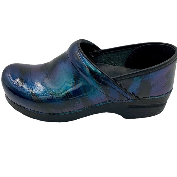 Dansko | Shoes | Dansko Xp Clogs Professional Sz 859 Eu 39 Iridescent ...